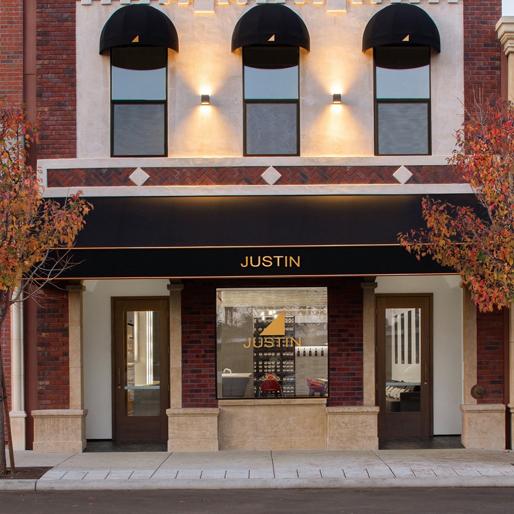 JUSTIN Downtown Tasting Room