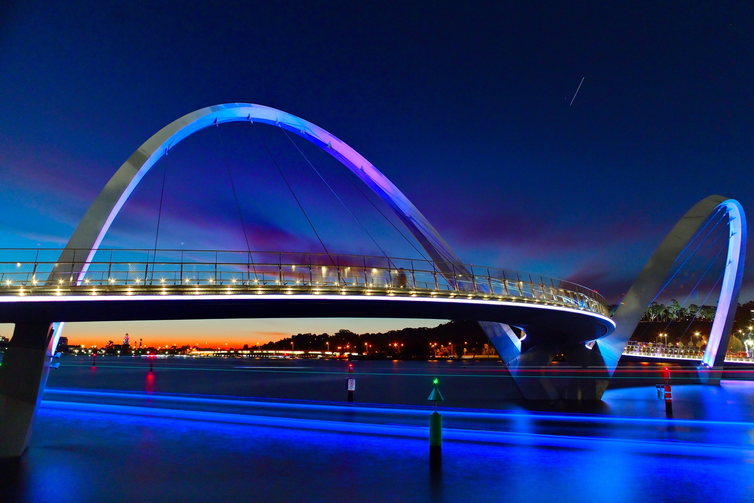 Elizabeth Quay Pedestrian Bridge