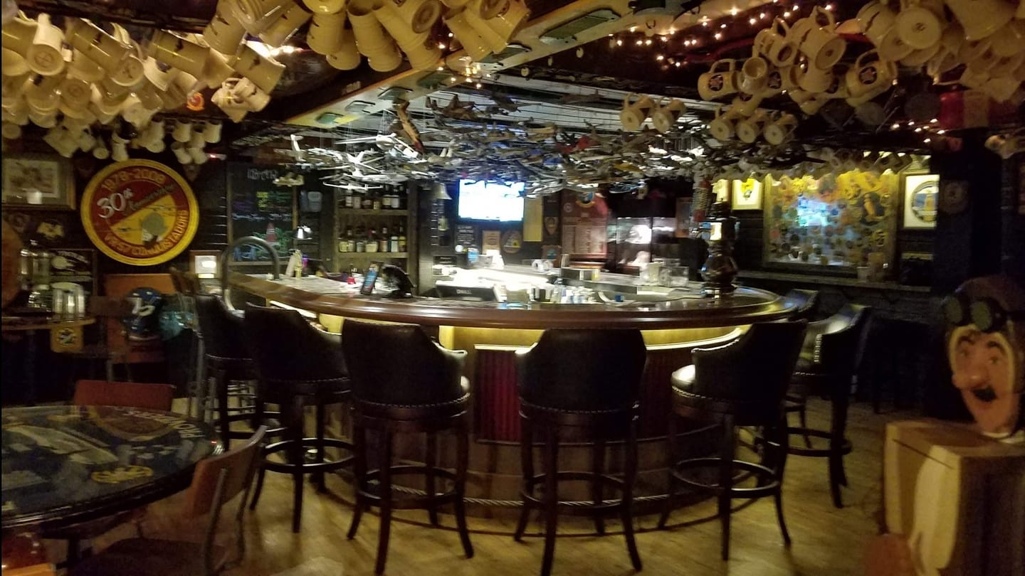 The World Famous I-Bar