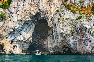 White Grotto (Grotta Bianca)