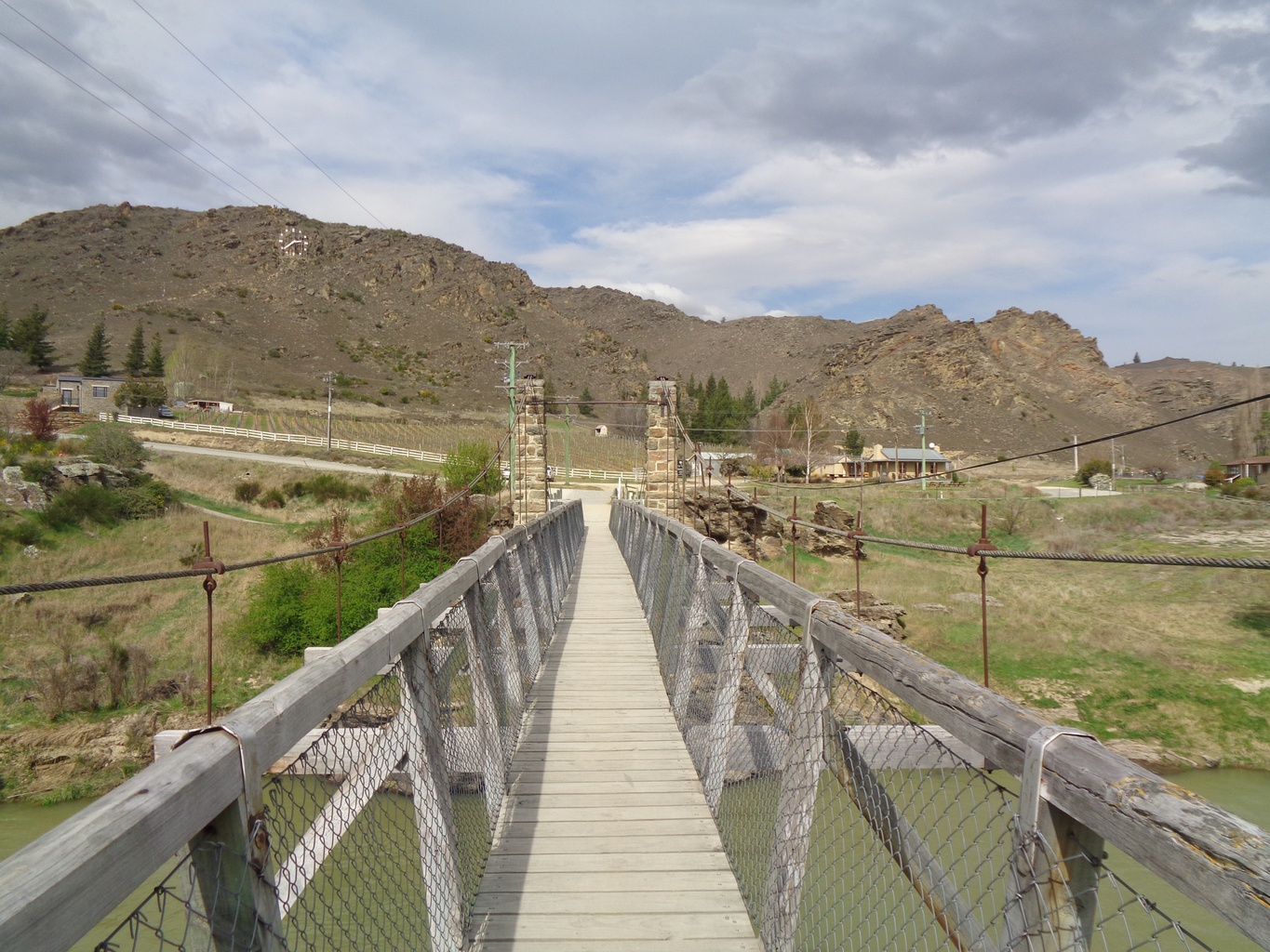 Shaky Bridge