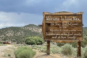 Ione