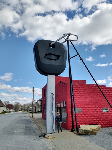 This Small U.S. Town Holds 12 of the World’s Largest Objects