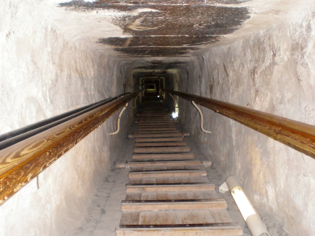 Great Pyramid of Khufu