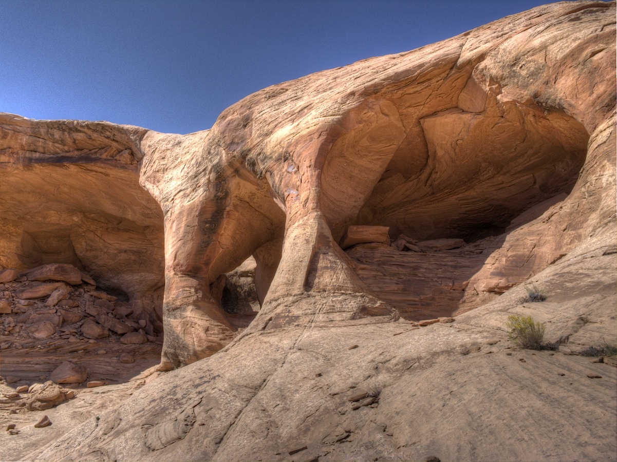 Colonnade Arch (Five Hole Arch)