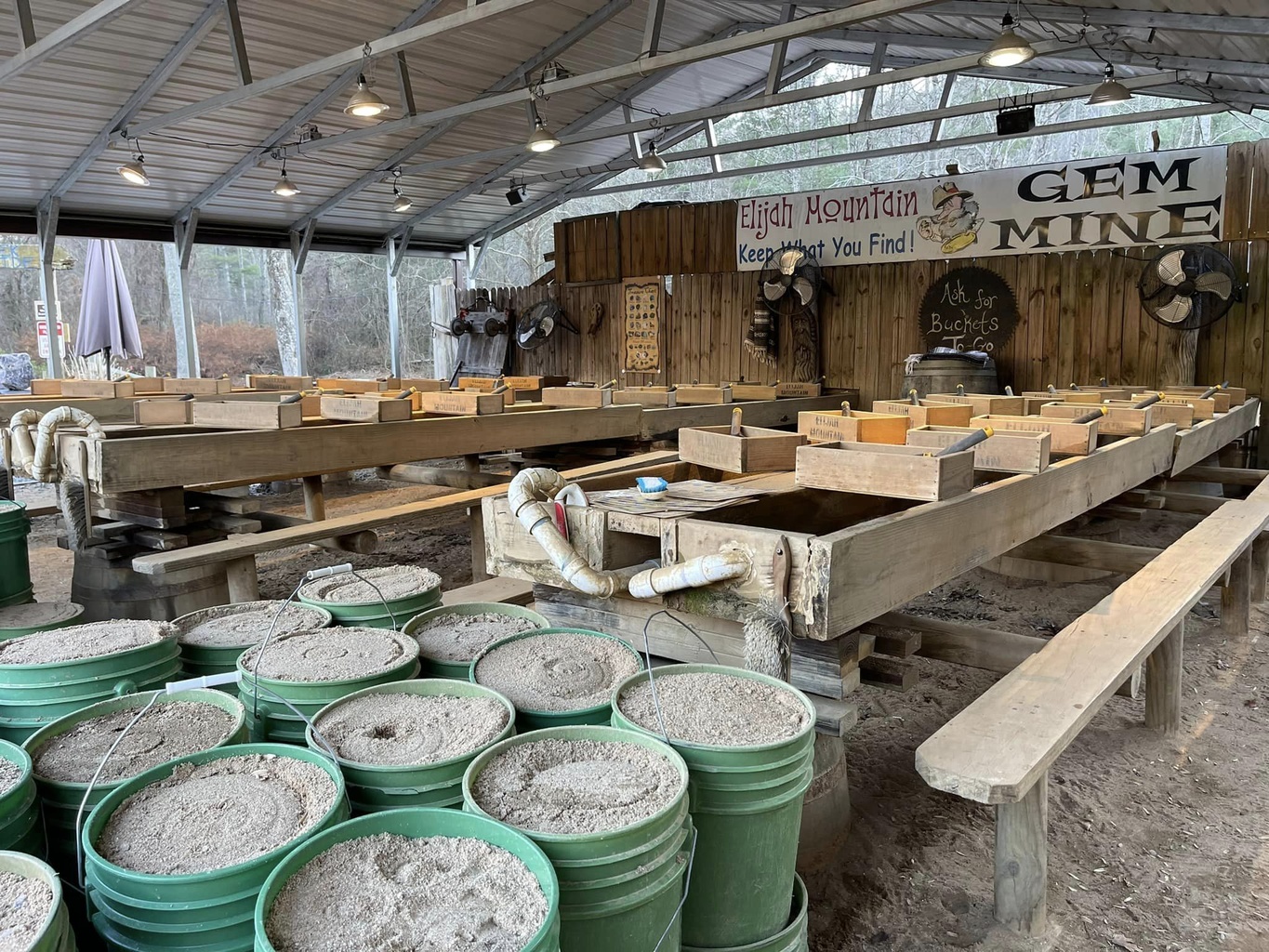 Elijah Mountain Gem Mine and Crystal Store