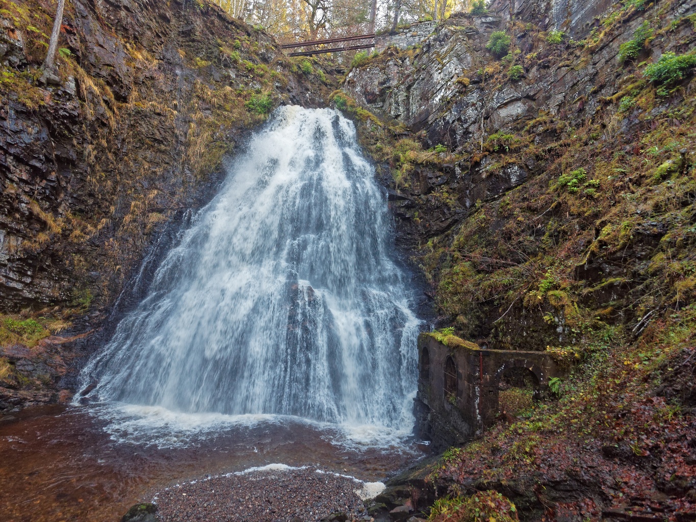 Guisachan Fall (Home Falls)