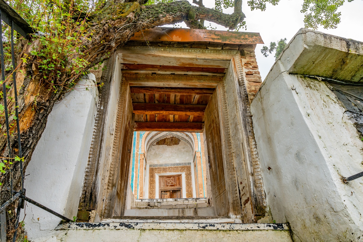 Silk Roads: Zarafshan-Karakum Corridor