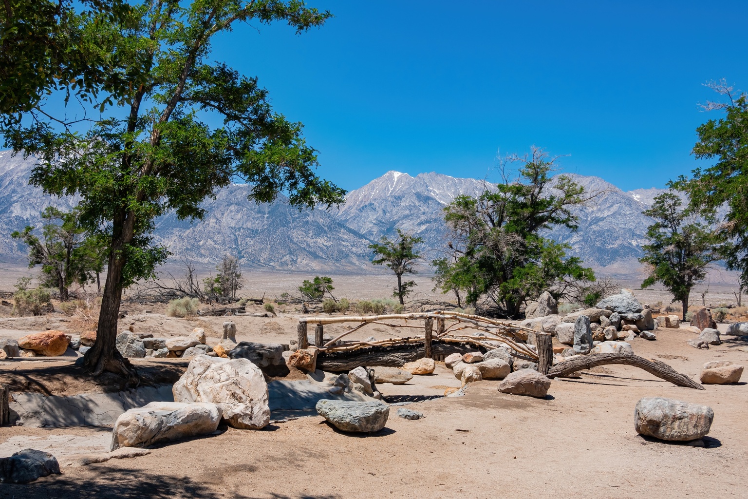 Manzanar Japanese Gardens