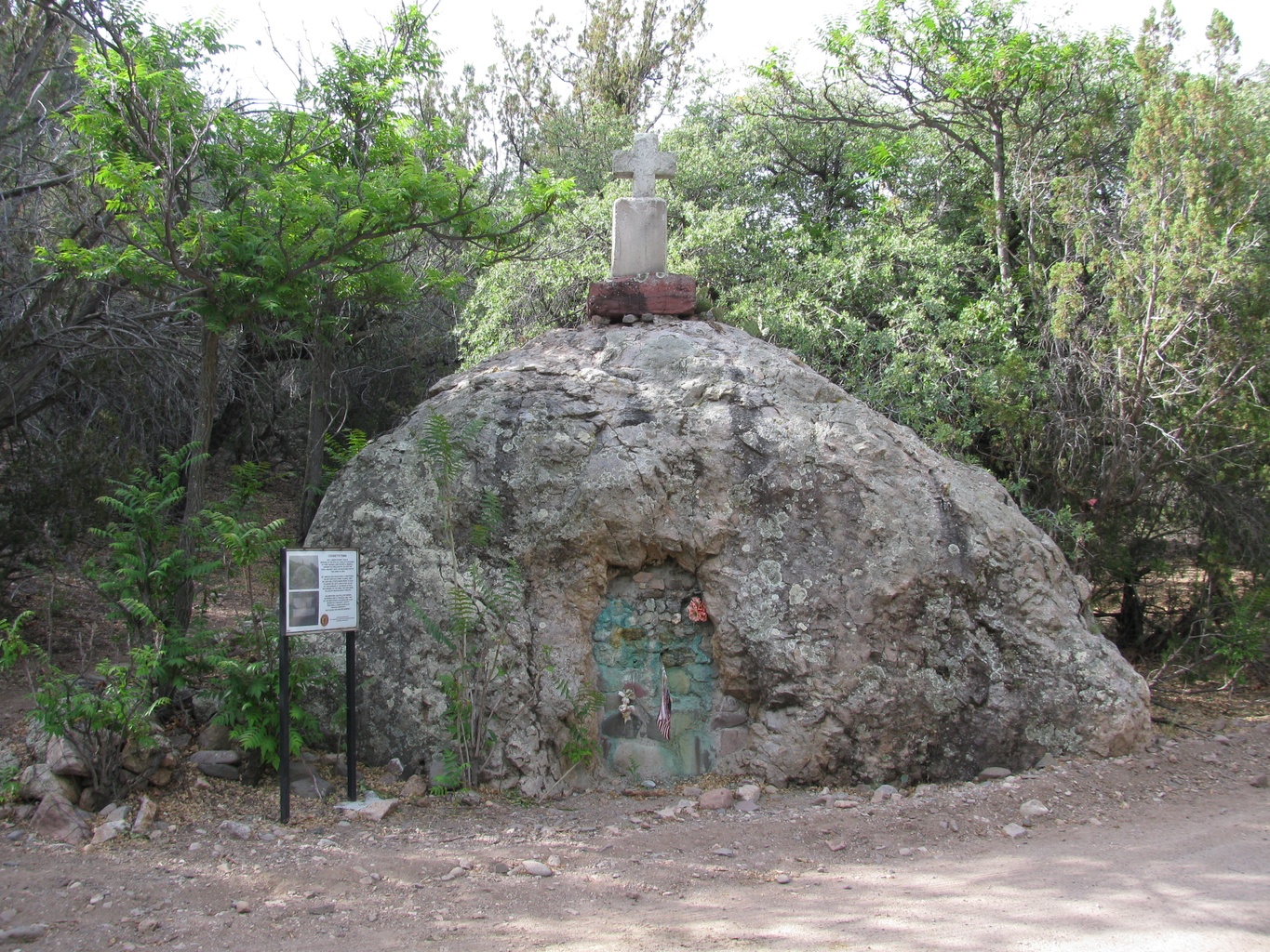 Cooney's Tomb