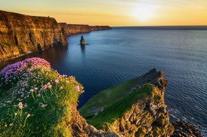 Pollboy Lookout (Cliffs of Moher)