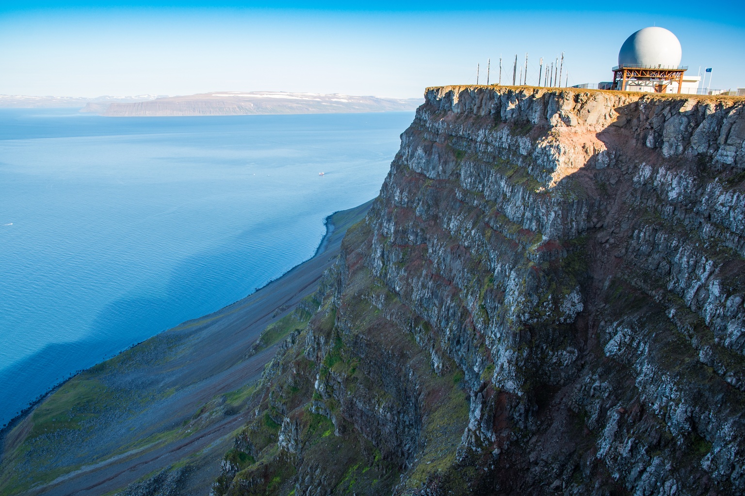 Bolafjall Viewpoint (Bolafjall Útsýnispallur)
