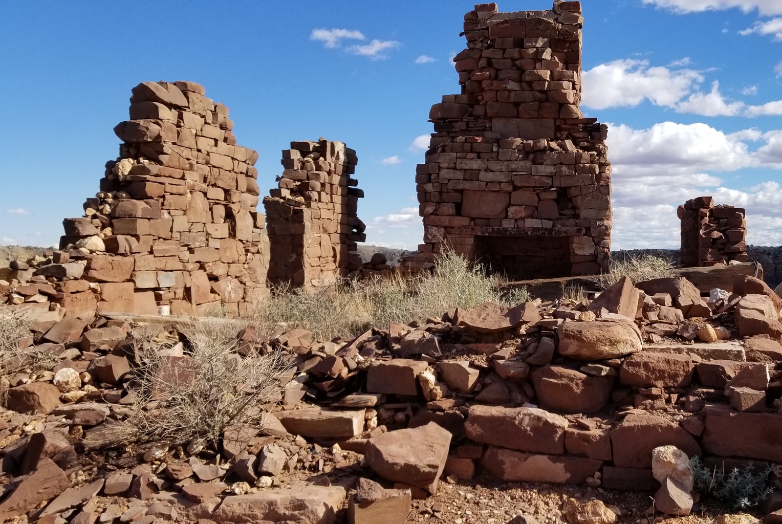 Prospectors Chimney Ruins