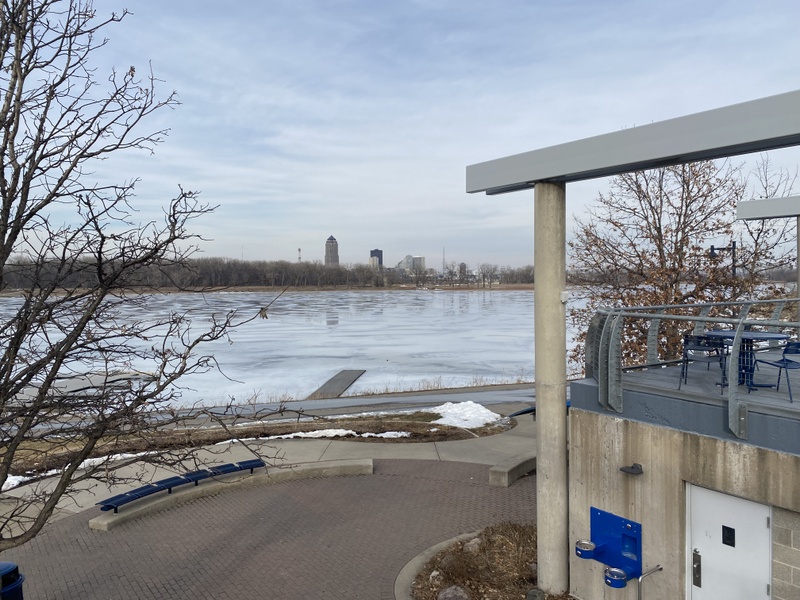 Kruidenier Trail in Grays Lake Park