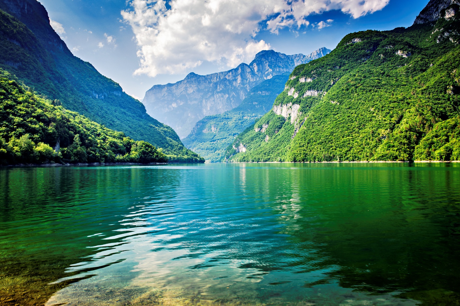 Lago Del Mis (Lake Mis)