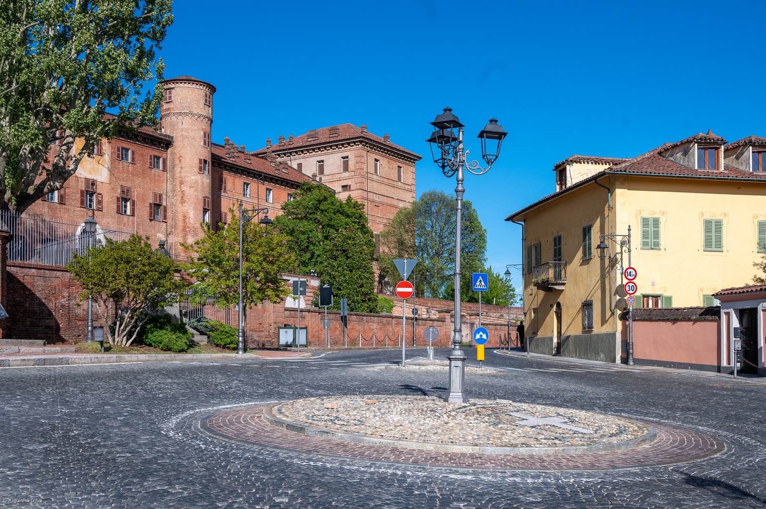 Castle of Moncalieri (Castello di Moncalieri)