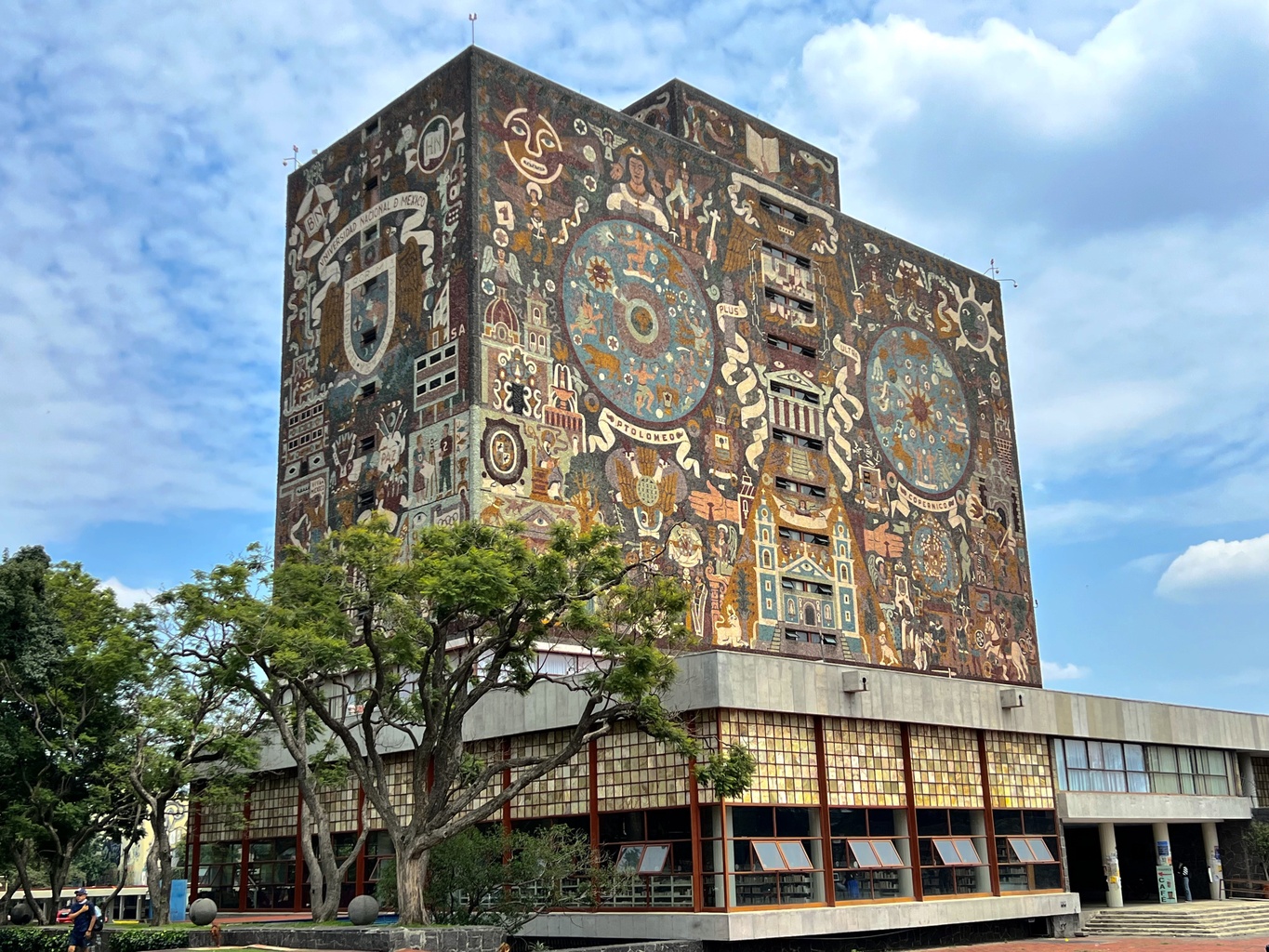 Central Library (UNAM) Murals