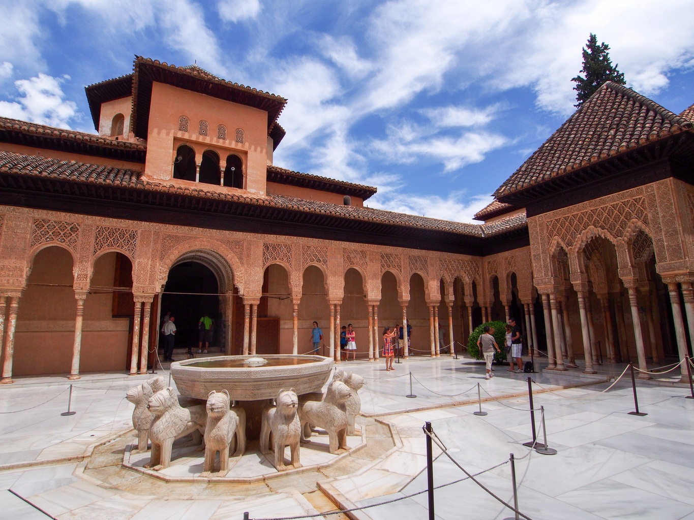 Court of the Lions (Patio de los Leones)